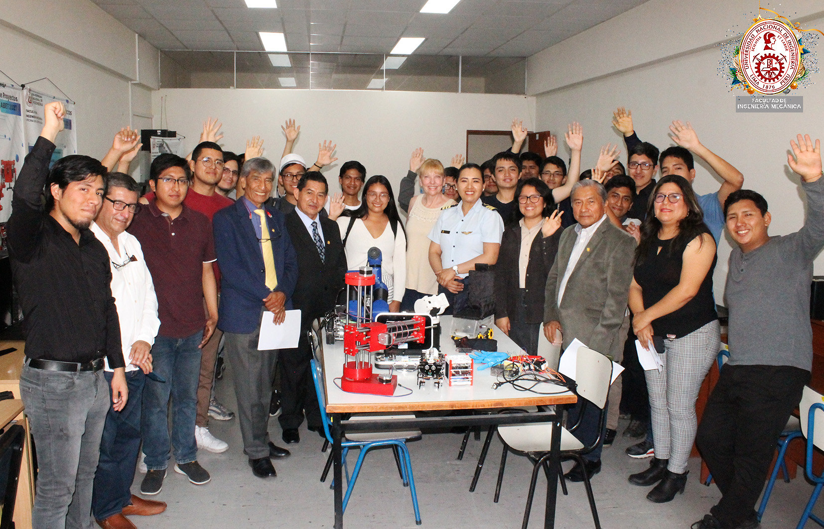 Proyecto CubeSats In Perú: Alumnos de la FIM presentan Proyecto Satelital